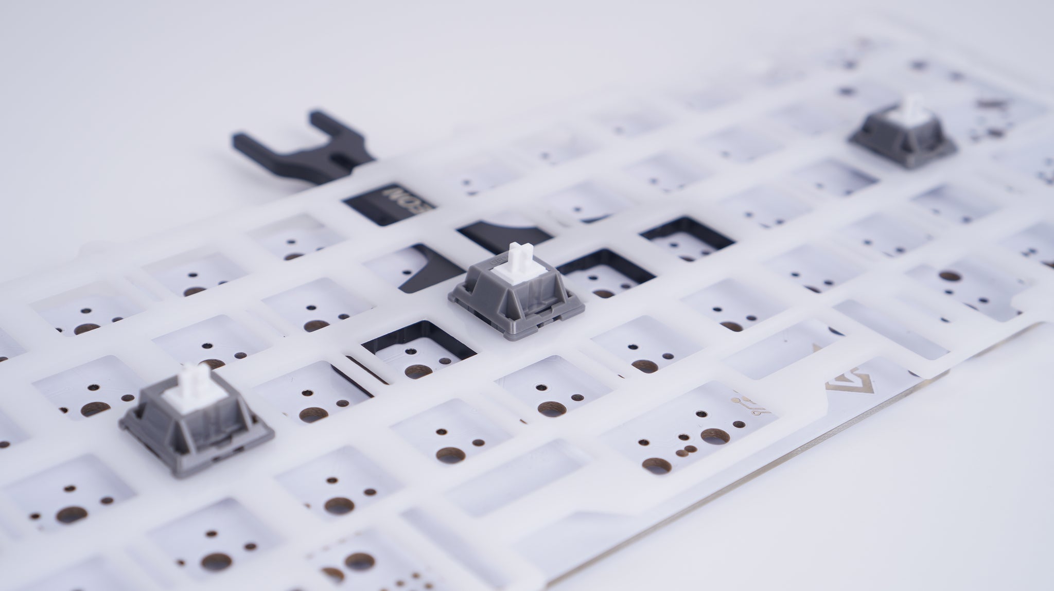 Geon Plate Support Fork – GEONWORKS